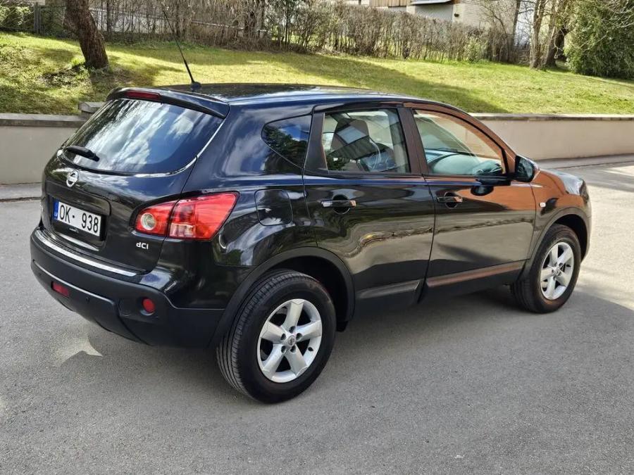 Melns Nissan Qashqai 2009 Jēkabpils, ar dzinēja tilpumu 1.50 L un nobraukumu 293 tūkst. km par 5290 €, foto 5 vietnē AUTOMOTO.COM.LV
