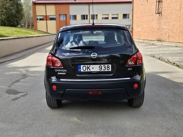 Melns Nissan Qashqai 2009 Jēkabpils, ar dzinēja tilpumu 1.50 L un nobraukumu 293 tūkst. km par 5290 €, foto 6 vietnē AUTOMOTO.COM.LV
