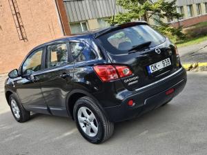 Melns Nissan Qashqai 2009 Jēkabpils, ar dzinēja tilpumu 1.50 L un nobraukumu 293 tūkst. km par 5290 €, foto 8 vietnē AUTOMOTO.COM.LV