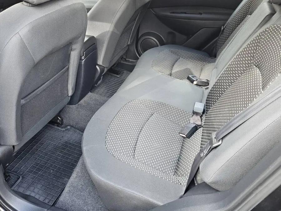 Melns Nissan Qashqai 2009 Jēkabpils, ar dzinēja tilpumu 1.50 L un nobraukumu 293 tūkst. km par 5290 €, foto 16 vietnē AUTOMOTO.COM.LV