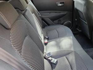 Melns Nissan Qashqai 2009 Jēkabpils, ar dzinēja tilpumu 1.50 L un nobraukumu 293 tūkst. km par 5290 €, foto 20 vietnē AUTOMOTO.COM.LV