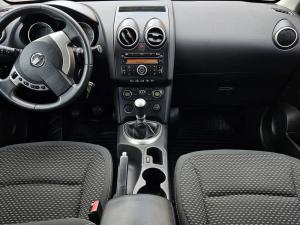 Melns Nissan Qashqai 2009 Jēkabpils, ar dzinēja tilpumu 1.50 L un nobraukumu 293 tūkst. km par 5290 €, foto 22 vietnē AUTOMOTO.COM.LV