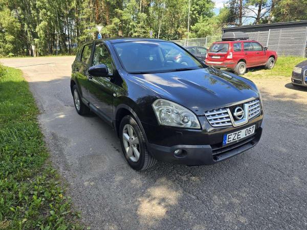 Melns Nissan Qashqai 2009 Ukmergė, ar dzinēja tilpumu 1.60 L un nobraukumu 160 tūkst. km par 3100 €, foto 3 vietnē AUTOMOTO.COM.LV
