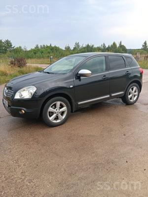 Melns Nissan Qashqai 2009 Daugavpils, ar dzinēja tilpumu 1.50 L un nobraukumu 233 tūkst. km par 3500 €, foto  vietnē AUTOMOTO.COM.LV