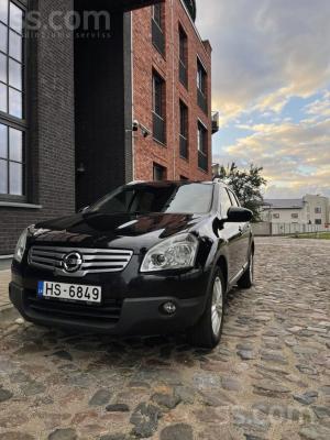 Melns Nissan Qashqai 2009 Rīga, ar dzinēja tilpumu 2.00 L un nobraukumu 300 tūkst. km par 4500 €, foto 7 vietnē AUTOMOTO.COM.LV
