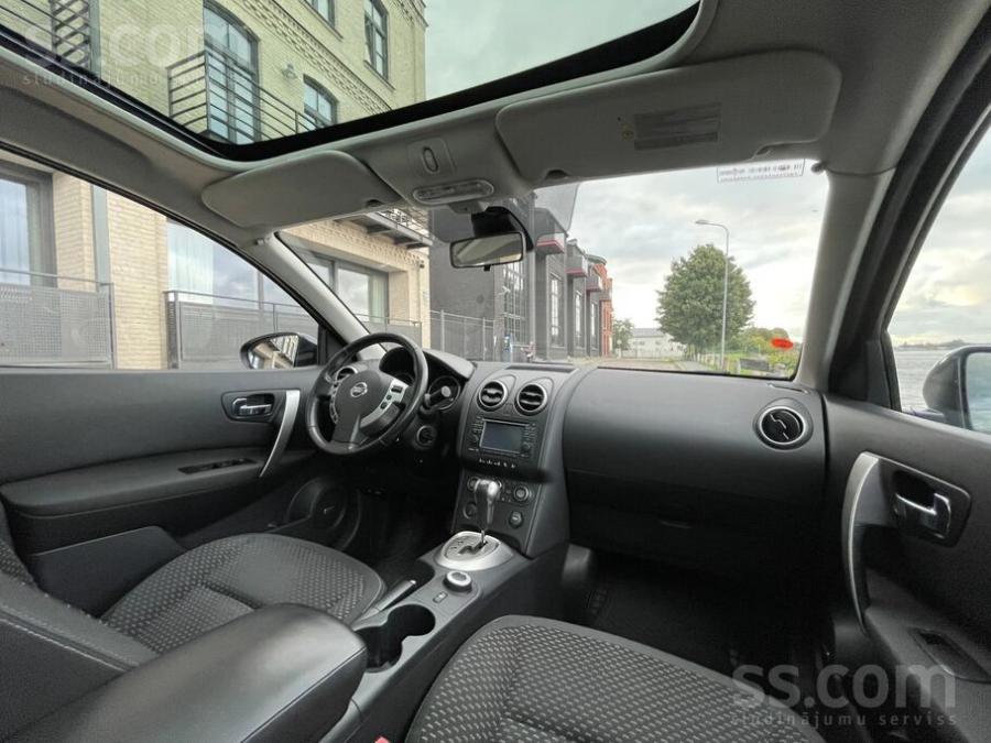 Melns Nissan Qashqai 2009 Rīga, ar dzinēja tilpumu 2.00 L un nobraukumu 300 tūkst. km par 4500 €, foto 10 vietnē AUTOMOTO.COM.LV