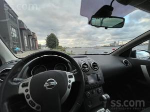 Melns Nissan Qashqai 2009 Rīga, ar dzinēja tilpumu 2.00 L un nobraukumu 300 tūkst. km par 4500 €, foto 11 vietnē AUTOMOTO.COM.LV