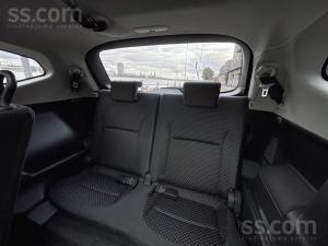 Melns Nissan Qashqai 2009 Rīga, ar dzinēja tilpumu 2.00 L un nobraukumu 300 tūkst. km par 4500 €, foto 12 vietnē AUTOMOTO.COM.LV