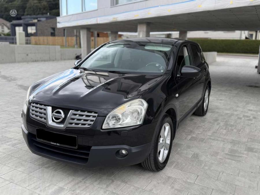 Black Nissan Qashqai 2009 in Kaunas, with an engine capacity of 1.46 L and mileage of 330 thousand km for 2900 €, photo 6 on AUTOMOTO.COM.LV