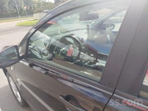 Melns Nissan Qashqai 2009 Ogre, ar dzinēja tilpumu 1.50 L un nobraukumu 237 tūkst. km par 3900 €, foto 11 vietnē AUTOMOTO.COM.LV