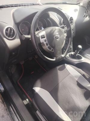 Melns Nissan Qashqai 2009 Ogre, ar dzinēja tilpumu 1.50 L un nobraukumu 237 tūkst. km par 3900 €, foto 12 vietnē AUTOMOTO.COM.LV