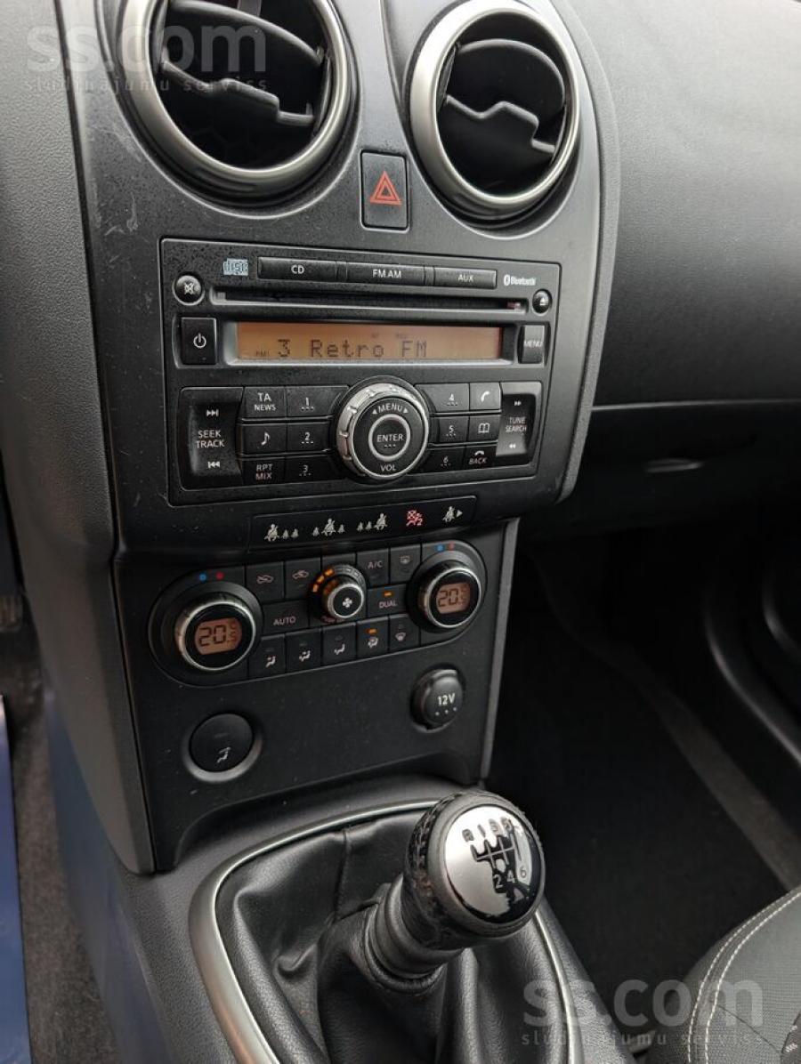 Black Nissan Qashqai 2009 in Riga, with an engine capacity of 1.50 L and mileage of 230 thousand km for 3800 €, photo 22 on AUTOMOTO.COM.LV