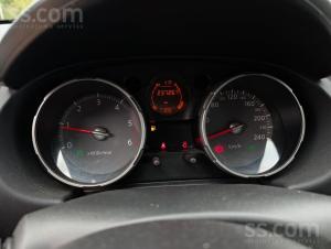 Black Nissan Qashqai 2009 in Riga, with an engine capacity of 1.50 L and mileage of 230 thousand km for 3800 €, photo 25 on AUTOMOTO.COM.LV