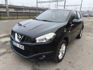 Black Nissan Qashqai 2010 in Siauliai, with an engine capacity of 1.50 L and mileage of 247 thousand km for 4900 €, photo  on AUTOMOTO.COM.LV
