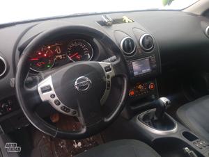 Melns Nissan Qashqai 2010 Viļņa, ar dzinēja tilpumu 1.60 L un nobraukumu 274 tūkst. km par 4950 €, foto 17 vietnē AUTOMOTO.COM.LV