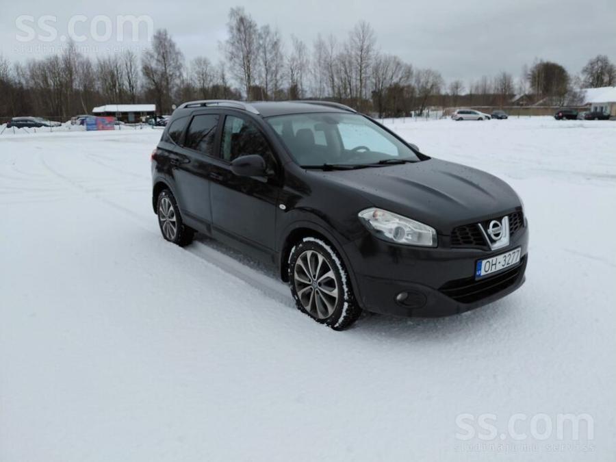 Melns Nissan Qashqai 2010 Talsi, ar dzinēja tilpumu 2.00 L un nobraukumu 294 tūkst. km par 5200 €, foto 1 vietnē AUTOMOTO.COM.LV