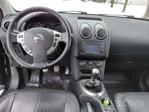 Melns Nissan Qashqai 2010 Talsi, ar dzinēja tilpumu 2.00 L un nobraukumu 294 tūkst. km par 5200 €, foto 9 vietnē AUTOMOTO.COM.LV