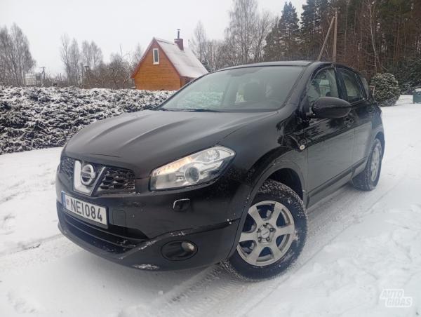 Melns Nissan Qashqai 2010 Viļņa, ar dzinēja tilpumu 1.60 L un nobraukumu 274 tūkst. km par 4950 €, foto 3 vietnē AUTOMOTO.COM.LV