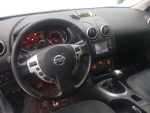 Melns Nissan Qashqai 2010 Viļņa, ar dzinēja tilpumu 1.60 L un nobraukumu 274 tūkst. km par 4950 €, foto 17 vietnē AUTOMOTO.COM.LV
