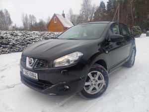 Black Nissan Qashqai 2010 in Vilnius, with an engine capacity of 1.60 L and mileage of 274 thousand km for 4950 €, photo  on AUTOMOTO.COM.LV