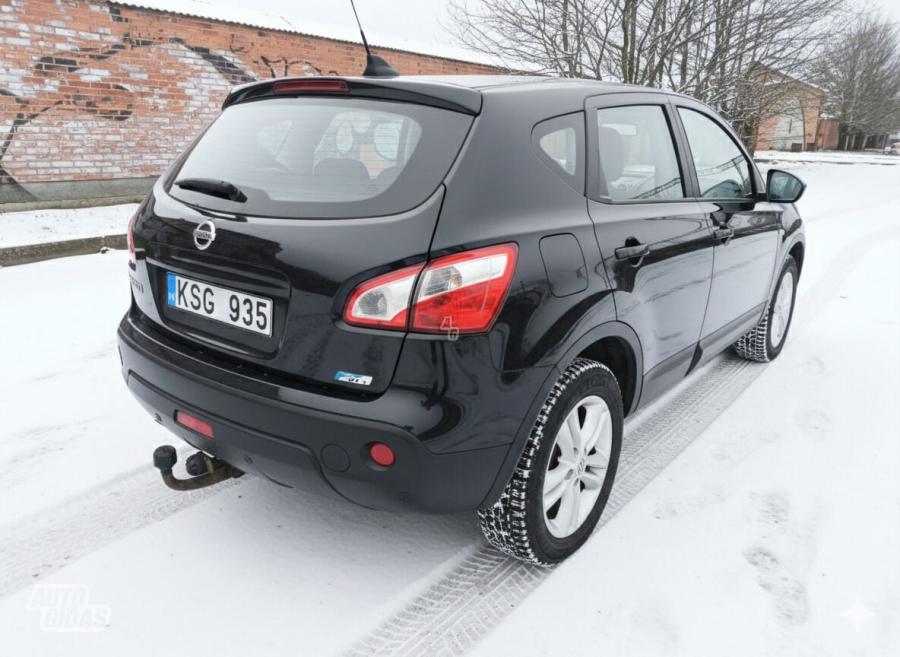 Melns Nissan Qashqai 2010 Šauļi, ar dzinēja tilpumu 1.50 L un nobraukumu 247 tūkst. km par 4850 €, foto 6 vietnē AUTOMOTO.COM.LV