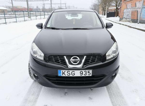 Melns Nissan Qashqai 2010 Šauļi, ar dzinēja tilpumu 1.46 L un nobraukumu 247 tūkst. km par 4850 €, foto 2 vietnē AUTOMOTO.COM.LV