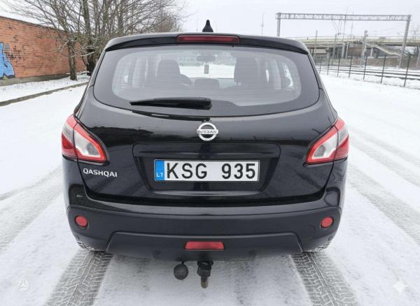 Melns Nissan Qashqai 2010 Šauļi, ar dzinēja tilpumu 1.46 L un nobraukumu 247 tūkst. km par 4850 €, foto 5 vietnē AUTOMOTO.COM.LV