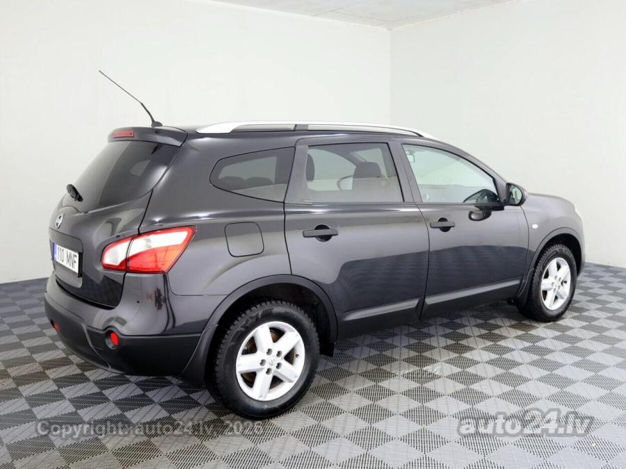 Melns Nissan Qashqai 2010 Tallina, ar dzinēja tilpumu 1.60 L un nobraukumu 199 tūkst. km par 3199 €, foto 3 vietnē AUTOMOTO.COM.LV