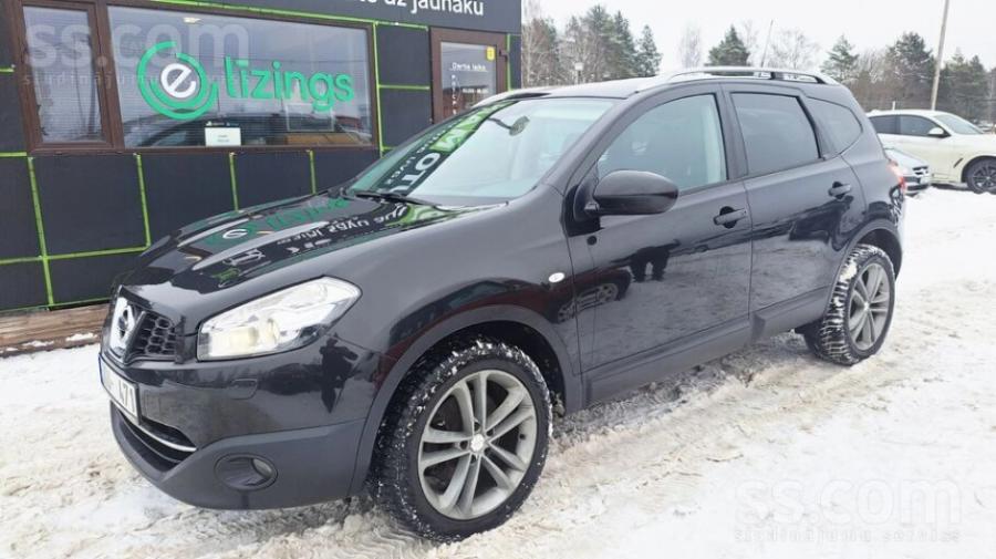 Melns Nissan Qashqai 2010 Rīga, ar dzinēja tilpumu 2.00 L un nobraukumu 264 tūkst. km par 4900 €, foto 1 vietnē AUTOMOTO.COM.LV