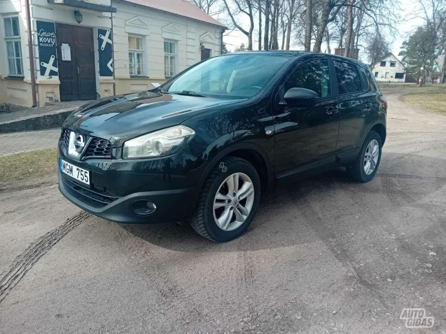 Black Nissan Qashqai 2010 in Utena, with an engine capacity of 2.00 L and mileage of 271 thousand km for 5200 €, photo 14 on AUTOMOTO.COM.LV