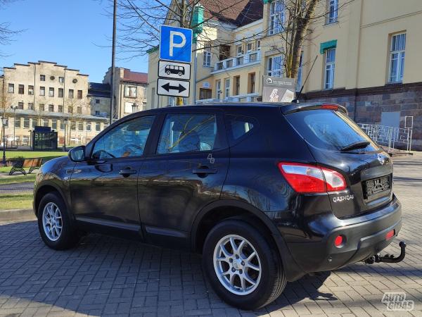 Melns Nissan Qashqai 2010 Šauļi, ar dzinēja tilpumu 2.00 L un nobraukumu 300 tūkst. km par 4800 €, foto 4 vietnē AUTOMOTO.COM.LV