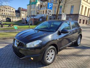 Melns Nissan Qashqai 2010 Šauļi, ar dzinēja tilpumu 2.00 L un nobraukumu 300 tūkst. km par 4800 €, foto 7 vietnē AUTOMOTO.COM.LV