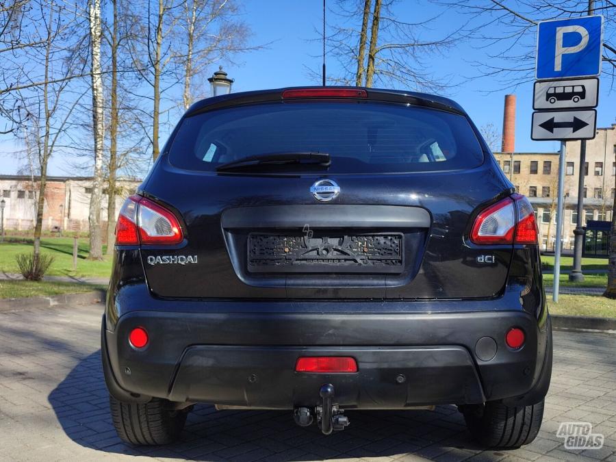 Melns Nissan Qashqai 2010 Šauļi, ar dzinēja tilpumu 2.00 L un nobraukumu 300 tūkst. km par 4800 €, foto 11 vietnē AUTOMOTO.COM.LV