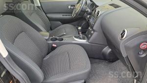 Black Nissan Qashqai 2010 in Ogre, with an engine capacity of 2.00 L and mileage of 298 thousand km for 4999 €, photo 15 on AUTOMOTO.COM.LV