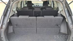 Black Nissan Qashqai 2010 in Ogre, with an engine capacity of 2.00 L and mileage of 298 thousand km for 4999 €, photo 22 on AUTOMOTO.COM.LV