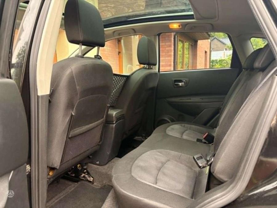 Melns Nissan Qashqai 2010 Kauņa, ar dzinēja tilpumu 2.00 L un nobraukumu 311 tūkst. km par 4200 €, foto 6 vietnē AUTOMOTO.COM.LV