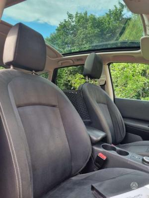 Melns Nissan Qashqai 2010 Kauņa, ar dzinēja tilpumu 2.00 L un nobraukumu 311 tūkst. km par 4200 €, foto 7 vietnē AUTOMOTO.COM.LV