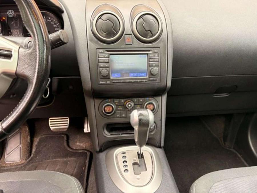 Melns Nissan Qashqai 2010 Kauņa, ar dzinēja tilpumu 2.00 L un nobraukumu 311 tūkst. km par 4200 €, foto 10 vietnē AUTOMOTO.COM.LV