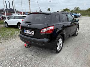 Melns Nissan Qashqai 2010 Viļņa, ar dzinēja tilpumu 1.46 L un nobraukumu 302 tūkst. km par 3700 €, foto 6 vietnē AUTOMOTO.COM.LV