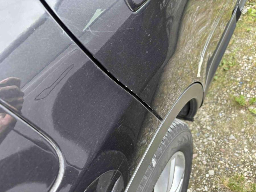 Melns Nissan Qashqai 2010 Viļņa, ar dzinēja tilpumu 1.46 L un nobraukumu 302 tūkst. km par 3700 €, foto 23 vietnē AUTOMOTO.COM.LV