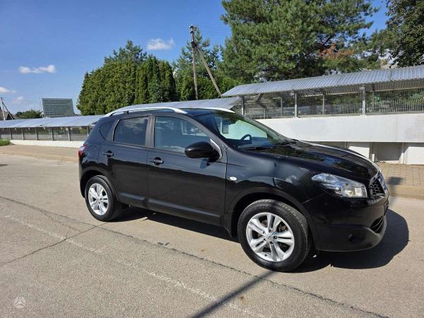 Melns Nissan Qashqai 2010 Marijampole, ar dzinēja tilpumu 2.00 L un nobraukumu 189 tūkst. km par 4990 €, foto 2 vietnē AUTOMOTO.COM.LV