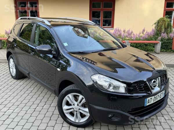 Black Nissan Qashqai 2010 in Riga, with an engine capacity of 2.00 L and mileage of 236 thousand km for 6250 €, photo 3 on AUTOMOTO.COM.LV