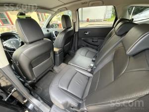 Black Nissan Qashqai 2010 in Riga, with an engine capacity of 2.00 L and mileage of 236 thousand km for 6250 €, photo 18 on AUTOMOTO.COM.LV