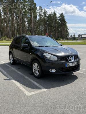Melns Nissan Qashqai 2010 Rīga, ar dzinēja tilpumu 1.50 L un nobraukumu 241 tūkst. km par 4900 €, foto 3 vietnē AUTOMOTO.COM.LV