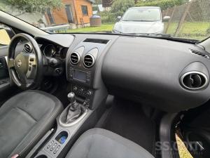 Melns Nissan Qashqai 2010 Rīga, ar dzinēja tilpumu 1.50 L un nobraukumu 241 tūkst. km par 4900 €, foto 11 vietnē AUTOMOTO.COM.LV