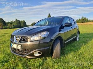 Melns Nissan Qashqai 2010 Rēzekne, ar dzinēja tilpumu 1.50 L un nobraukumu 360 tūkst. km par 4550 €, foto 6 vietnē AUTOMOTO.COM.LV
