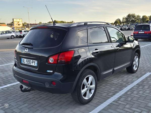 Melns Nissan Qashqai 2010 Tauragė, ar dzinēja tilpumu 1.46 L un nobraukumu 250 tūkst. km par 3500 €, foto 3 vietnē AUTOMOTO.COM.LV