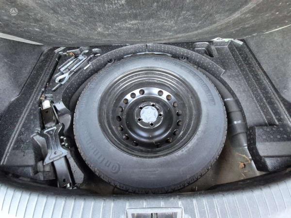 Melns Nissan Qashqai 2010 Tauragė, ar dzinēja tilpumu 1.46 L un nobraukumu 250 tūkst. km par 3500 €, foto 9 vietnē AUTOMOTO.COM.LV