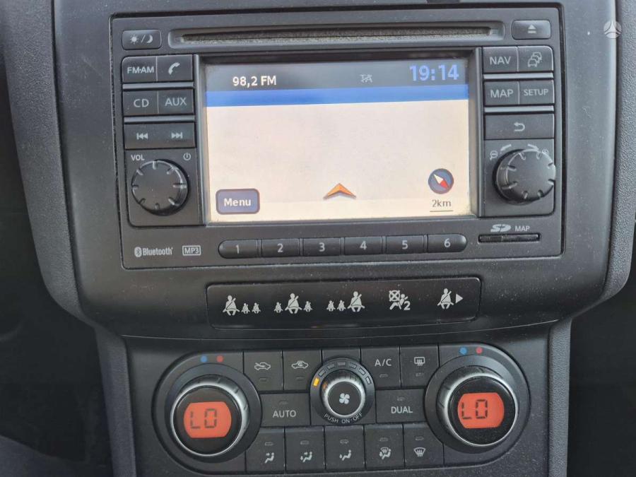 Melns Nissan Qashqai 2010 Tauragė, ar dzinēja tilpumu 1.46 L un nobraukumu 250 tūkst. km par 3500 €, foto 12 vietnē AUTOMOTO.COM.LV