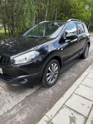 Black Nissan Qashqai 2010 in Vilnius, with an engine capacity of 2.00 L and mileage of 237 thousand km for 5000 €, photo 8 on AUTOMOTO.COM.LV